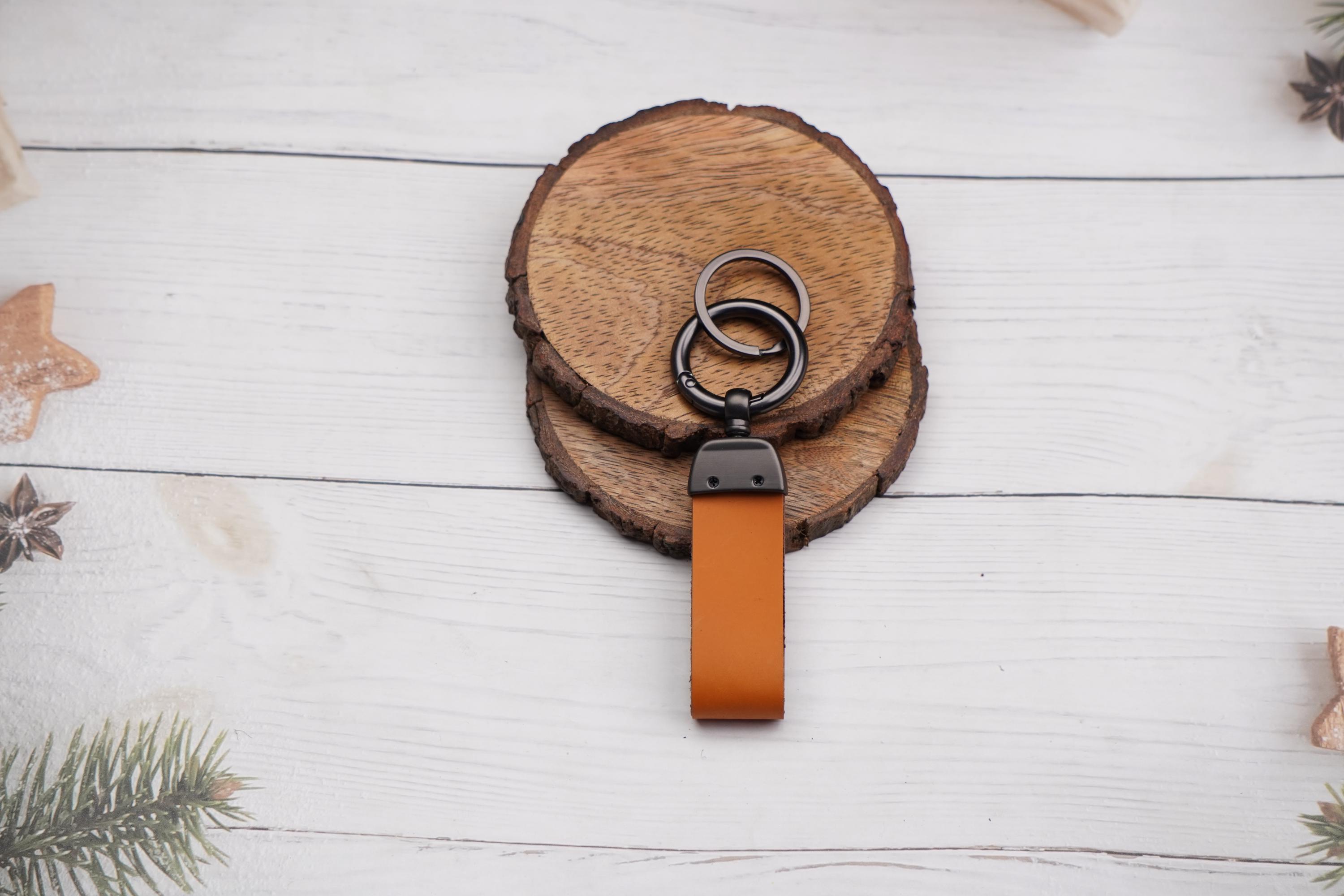 Vehicle:- Yamaha Orange Leather Keychain